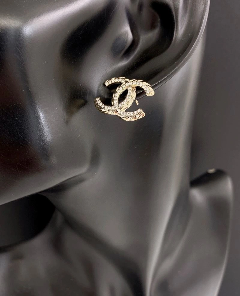 Top match Chanel Earrings