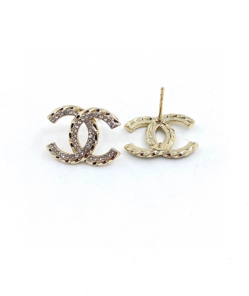 Top match Chanel Earrings