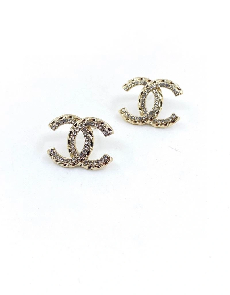 Top match Chanel Earrings