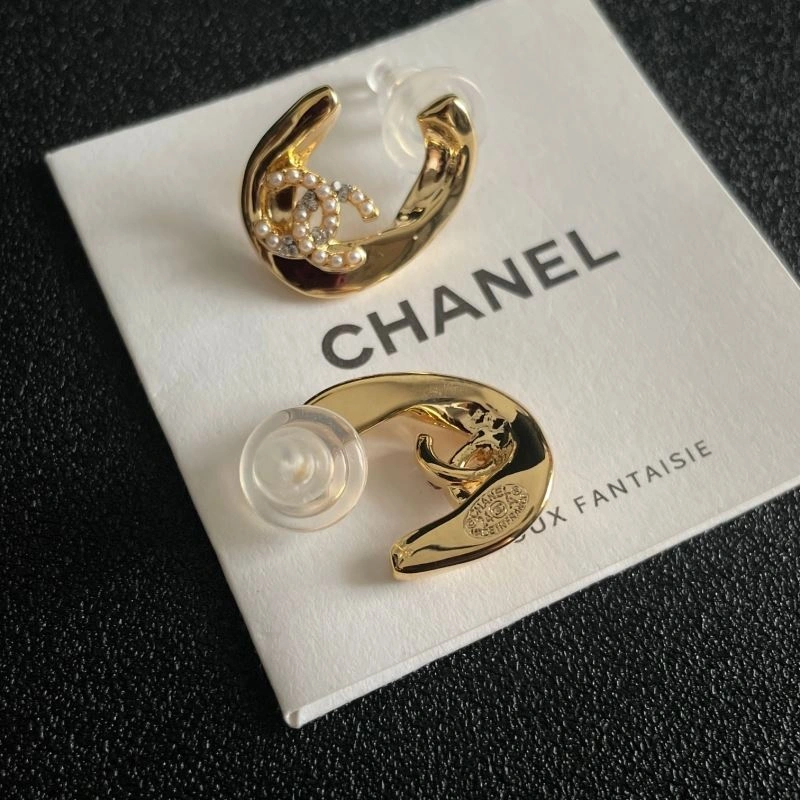 Low-cost Chanel Earrings