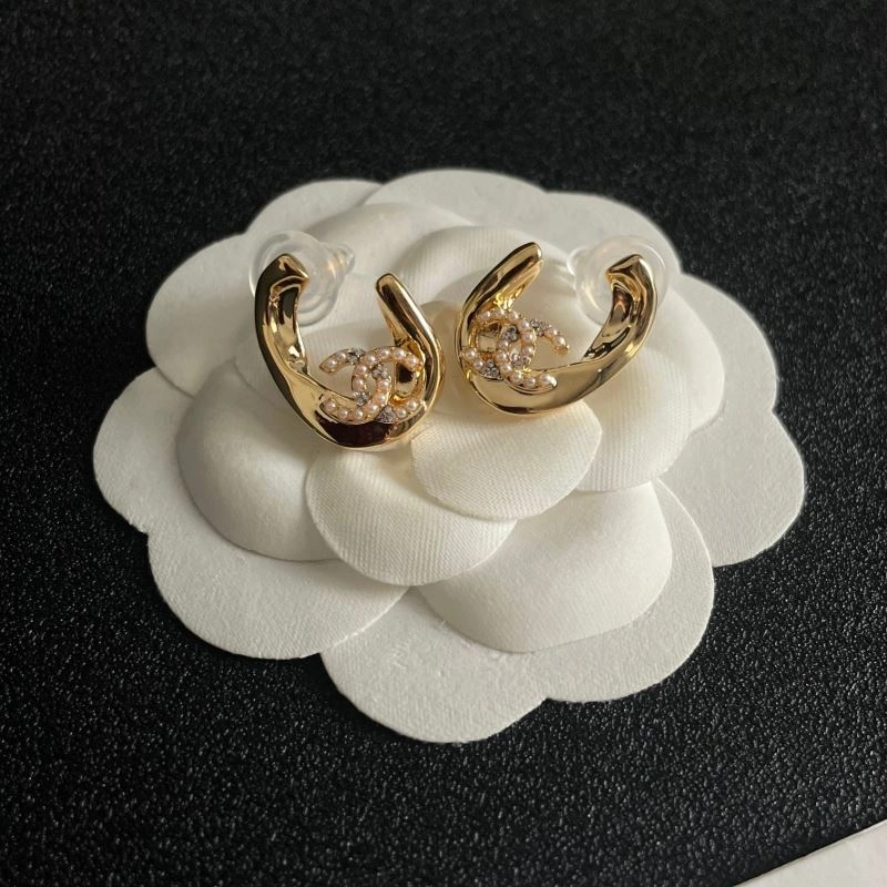 Low-cost Chanel Earrings