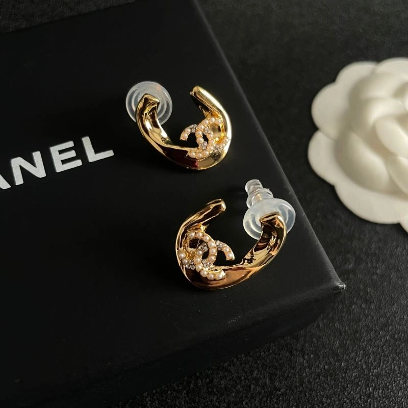 Low-cost Chanel Earrings