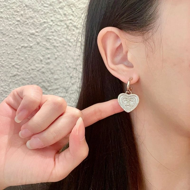 Low-cost Chanel Earrings