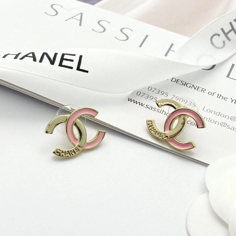 Top match Chanel Earrings