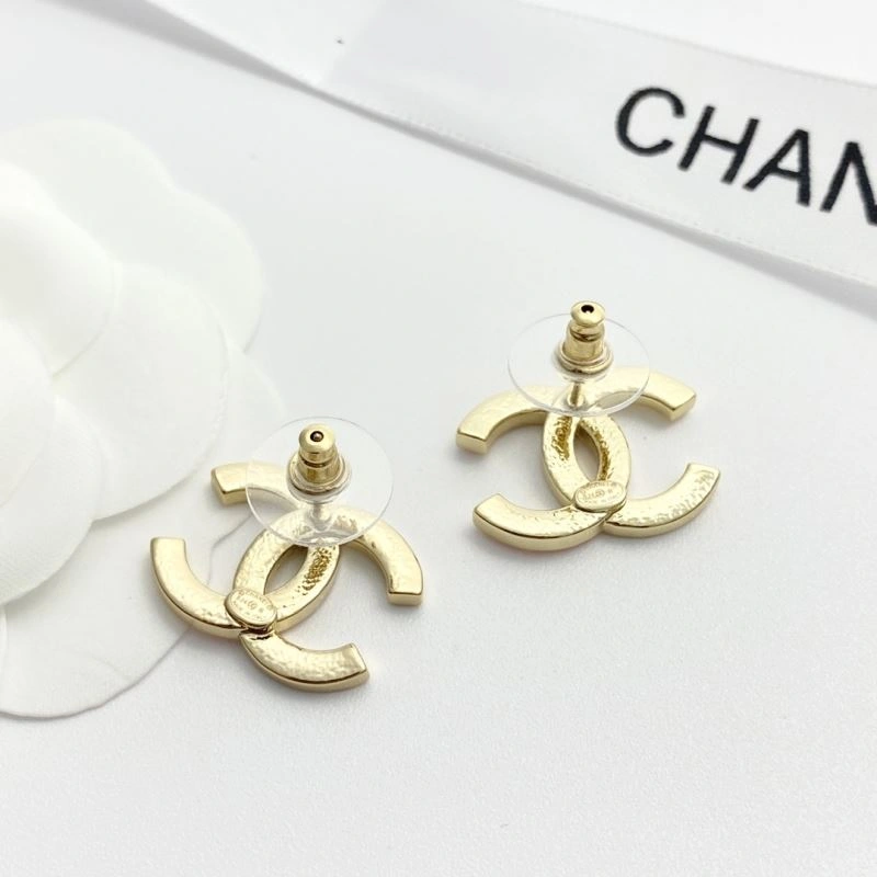 Top match Chanel Earrings
