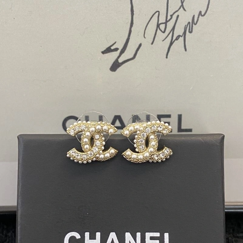 Low-cost Chanel Earrings