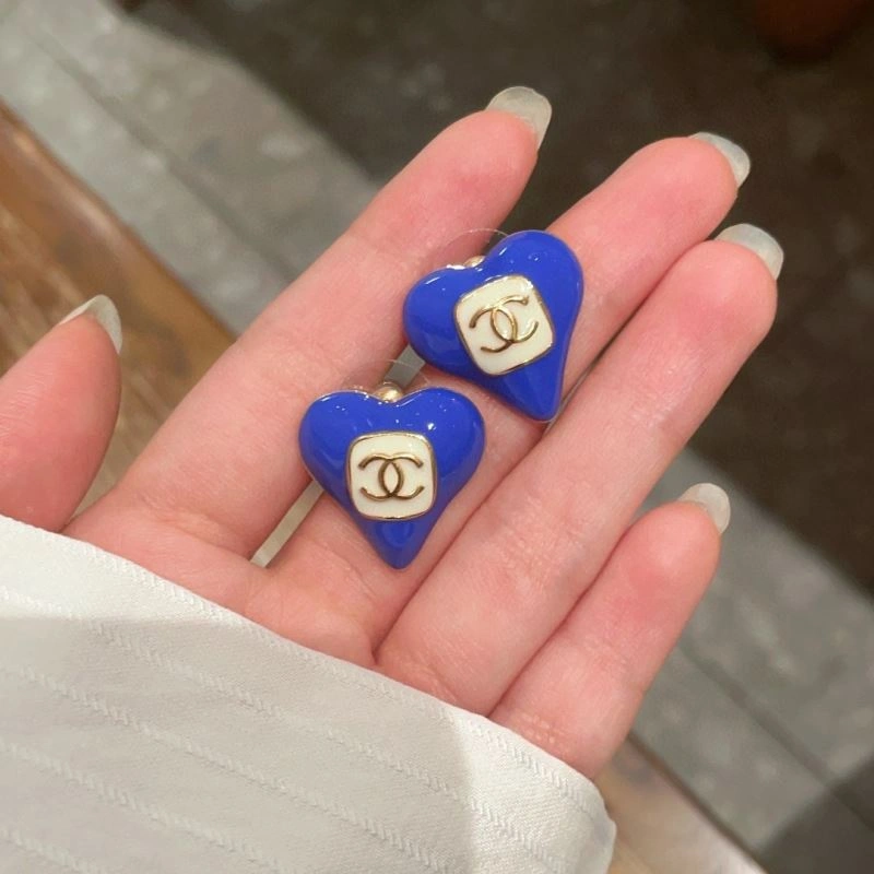 High accuracy Chanel Earrings