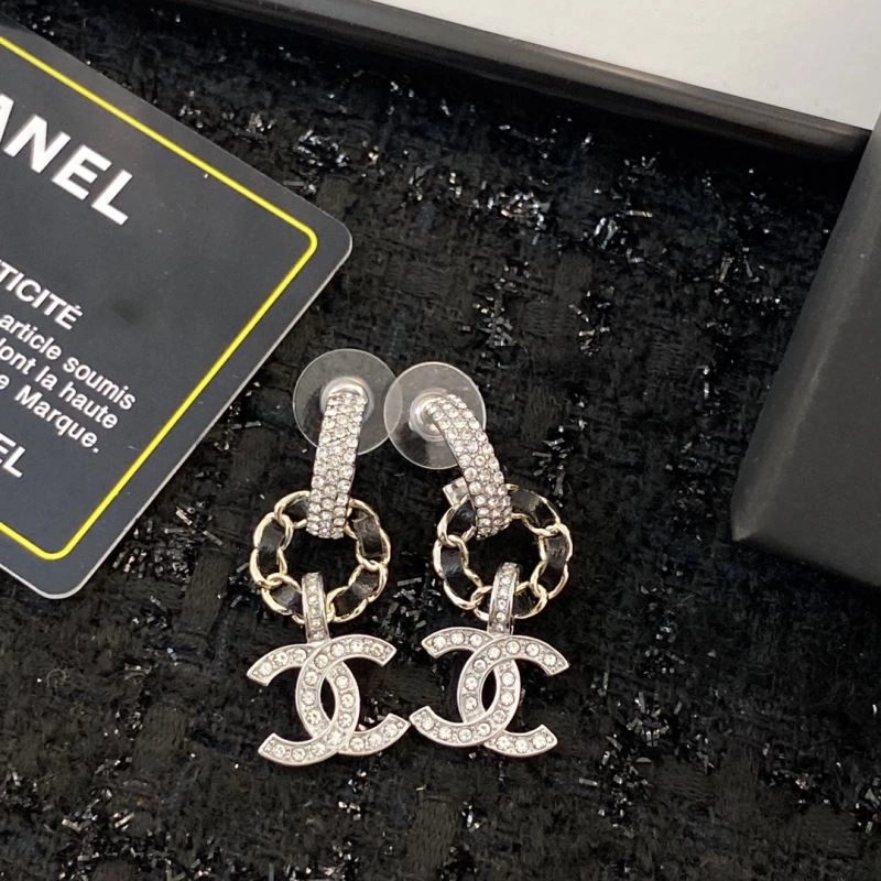 Top match Chanel Earrings