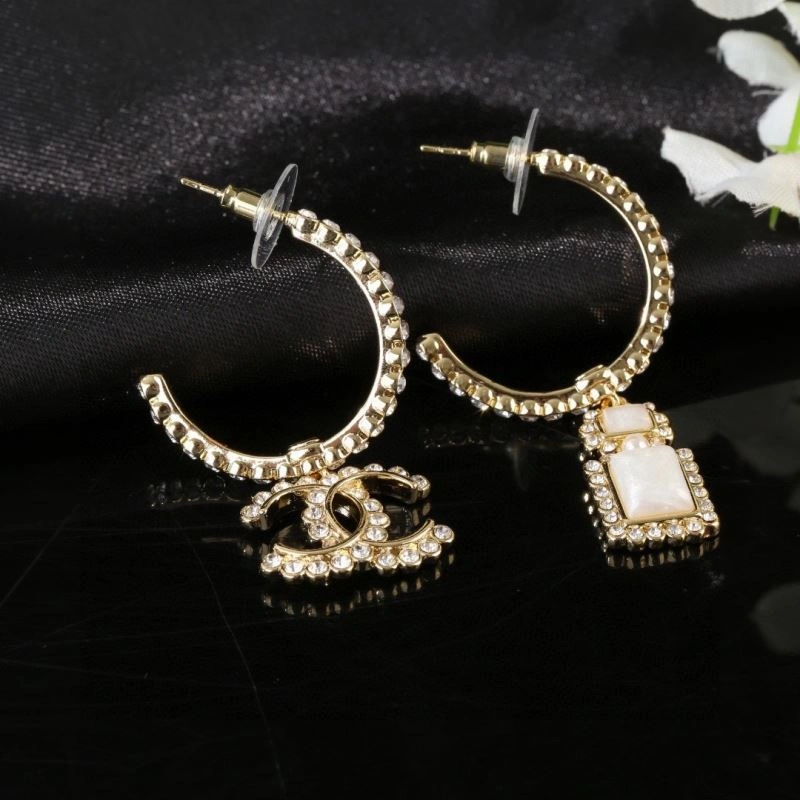 Low-cost Chanel Earrings