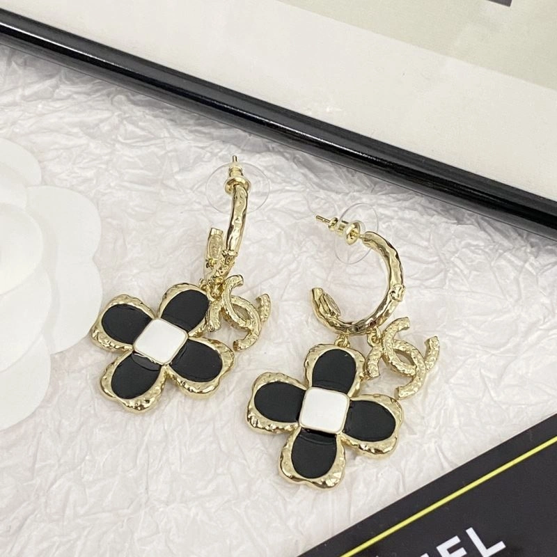 Top match Chanel Earrings