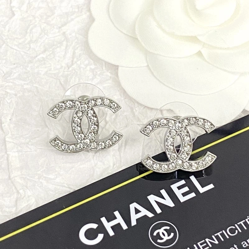 Top match Chanel Earrings