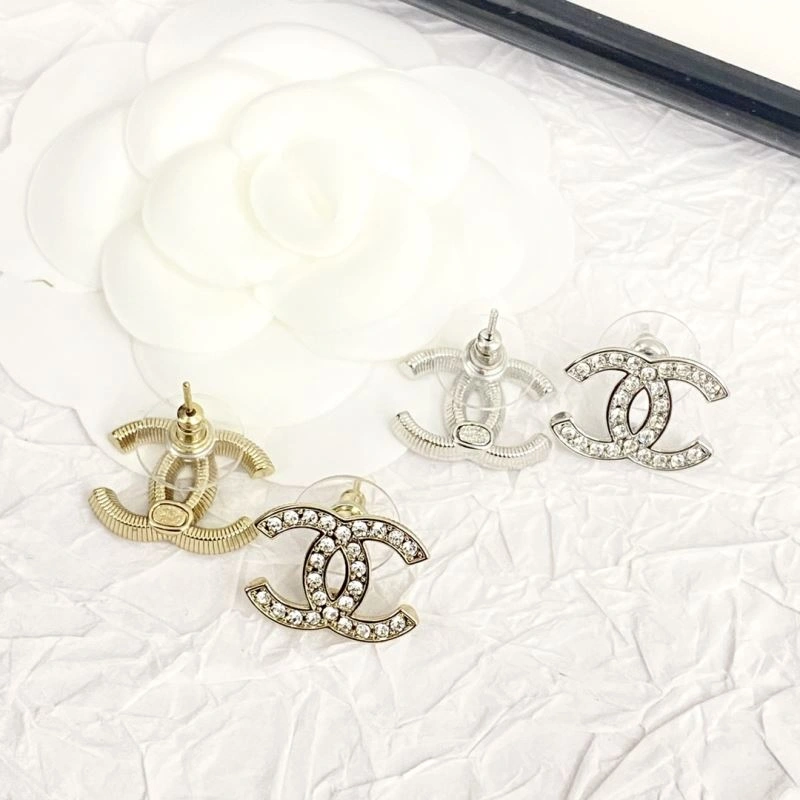 Top match Chanel Earrings