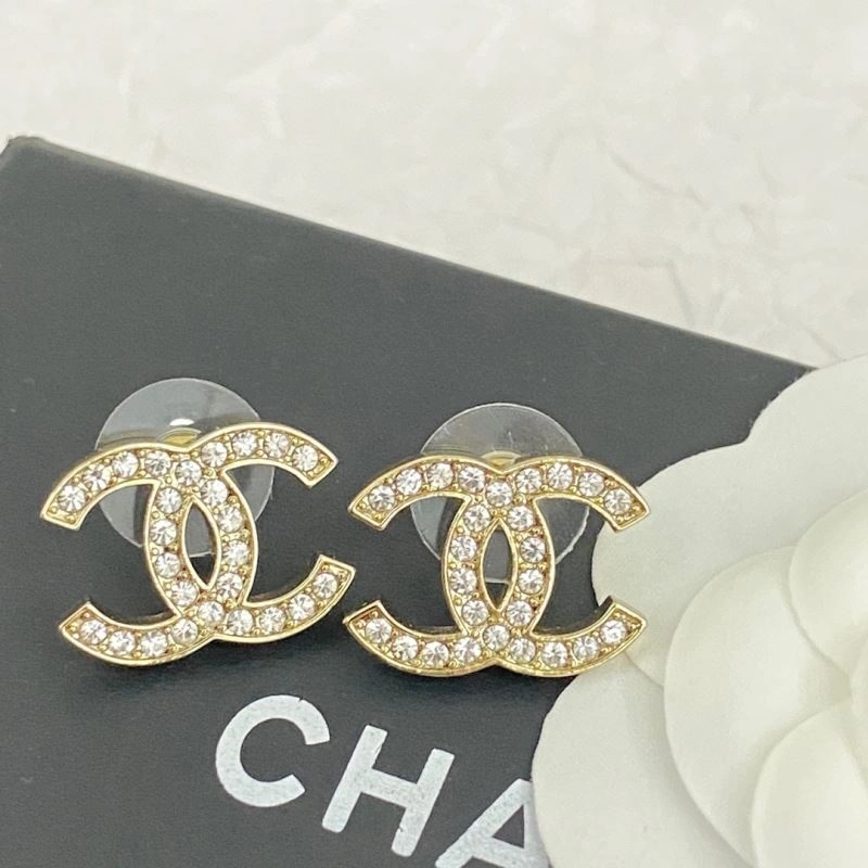 Top match Chanel Earrings