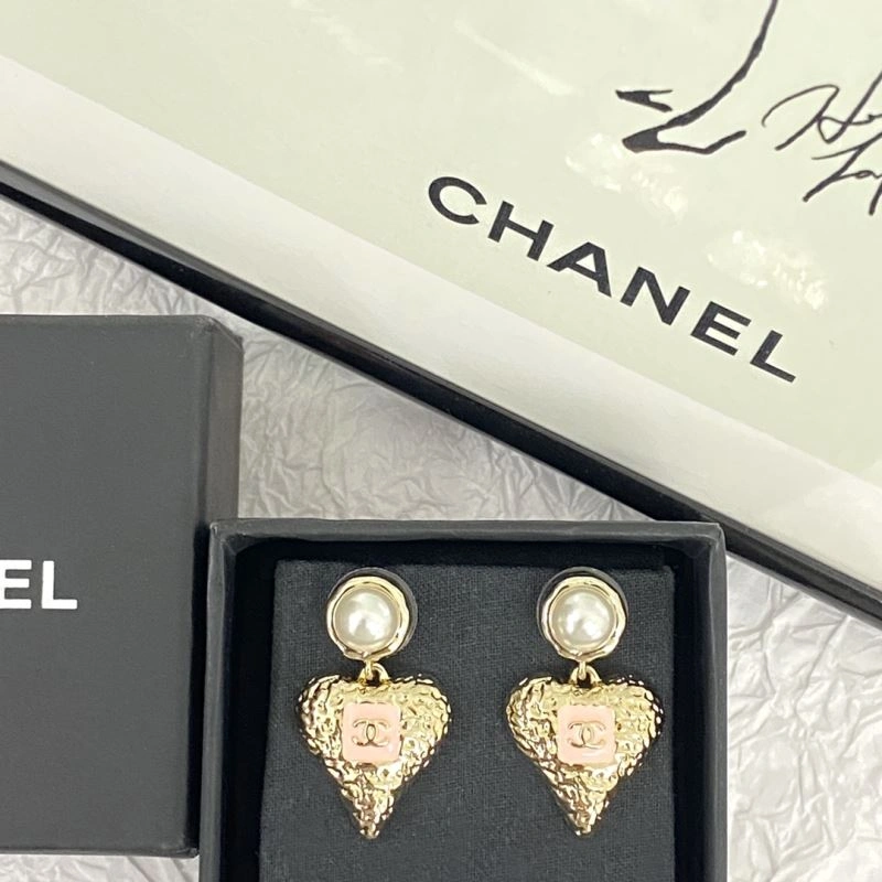 Top match Chanel Earrings