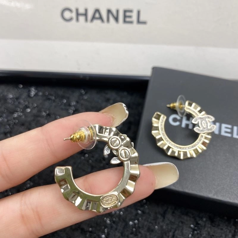 High accuracy Chanel Earrings