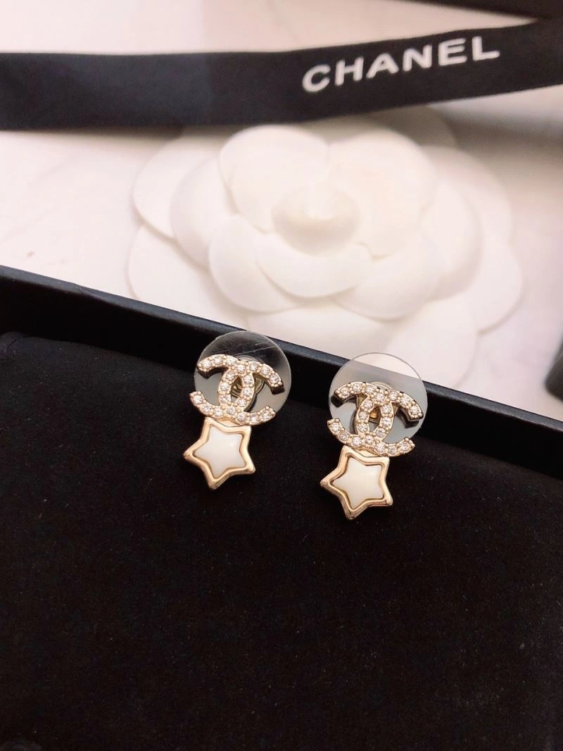 Top match Chanel Earrings