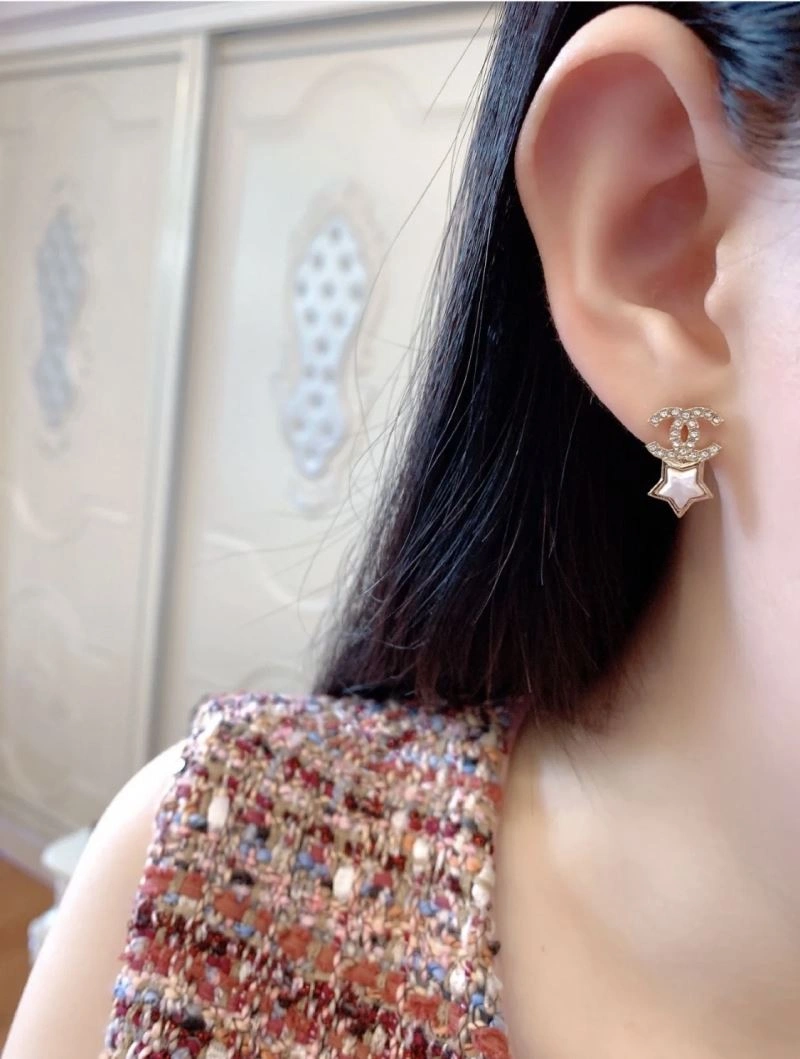 Top match Chanel Earrings
