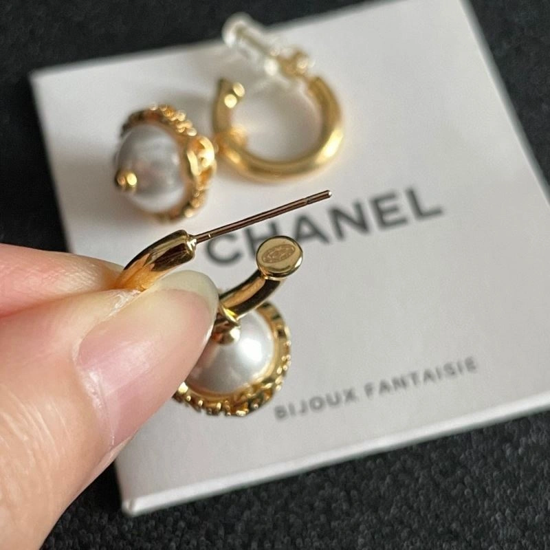 Brand-authenticated Chanel Earrings