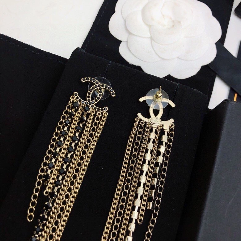 Top mirror Chanel Earrings