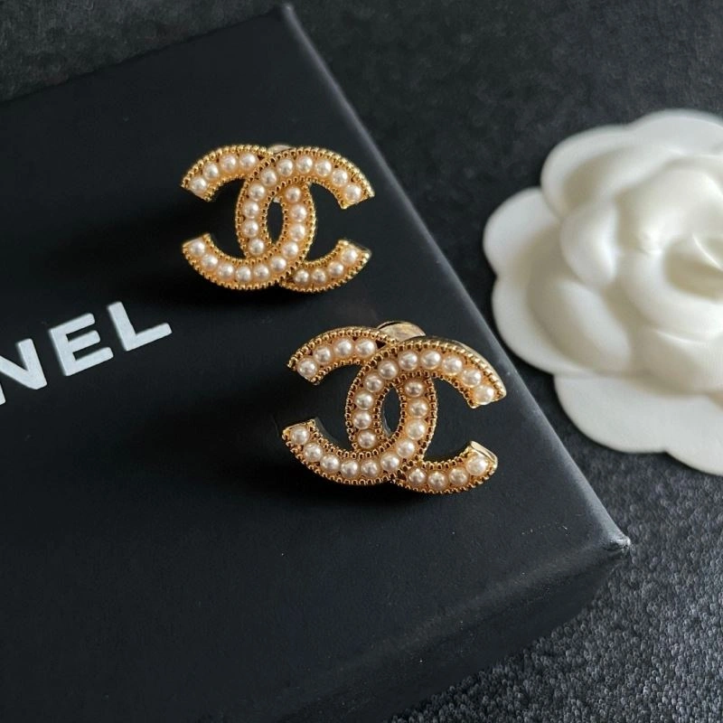 Top match Chanel Earrings