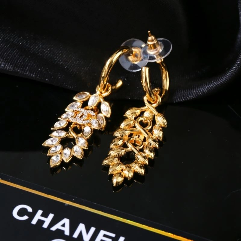 Top match Chanel Earrings