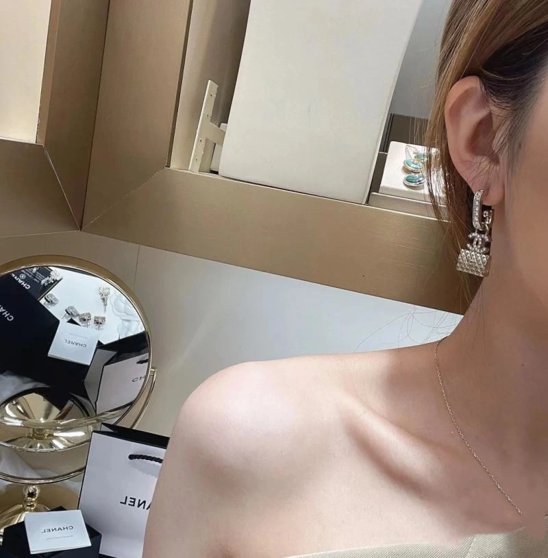 Exact replica Chanel Earrings