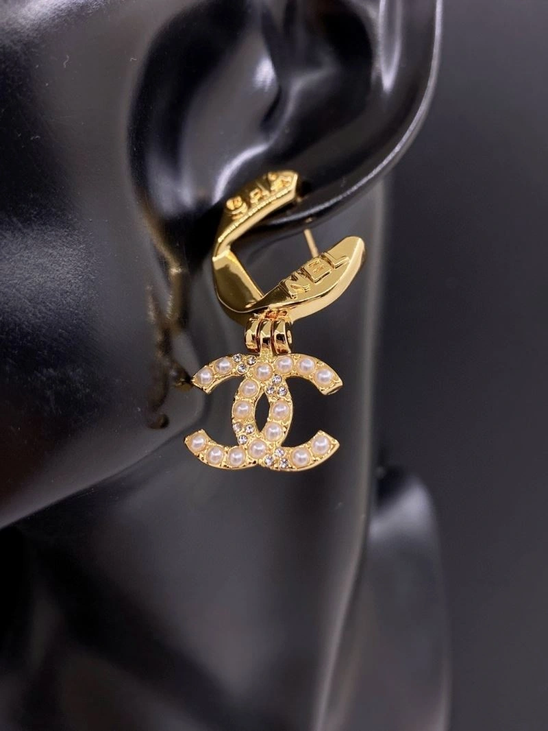 Low-cost Chanel Earrings