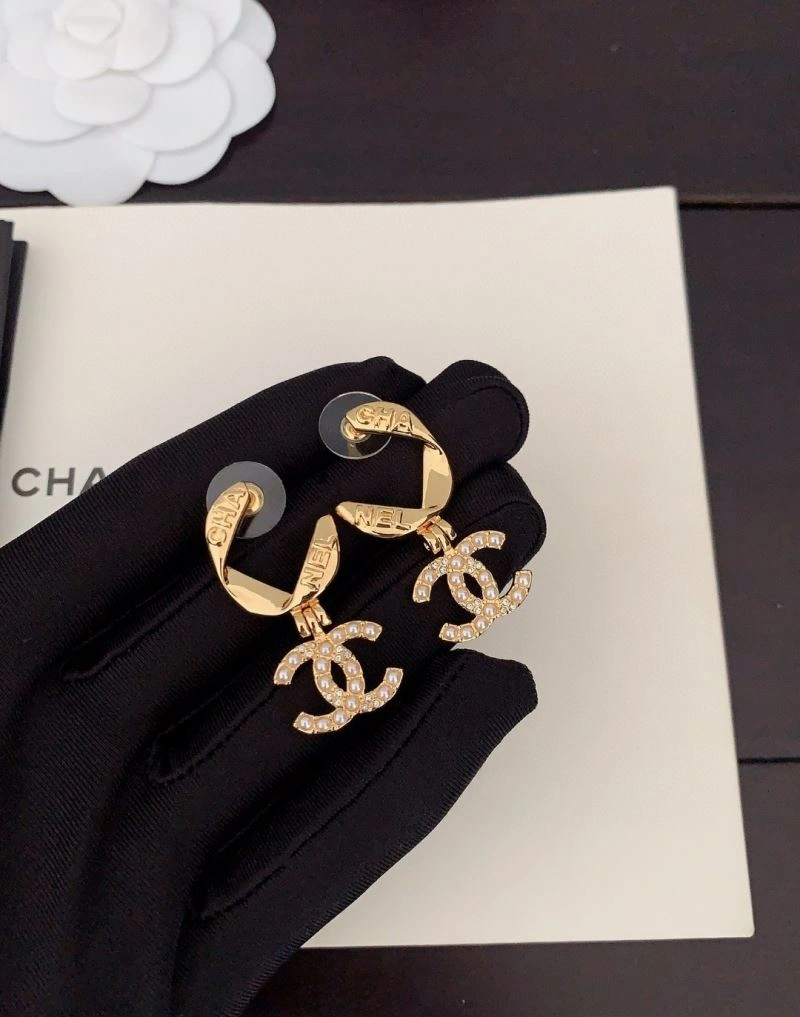 Low-cost Chanel Earrings