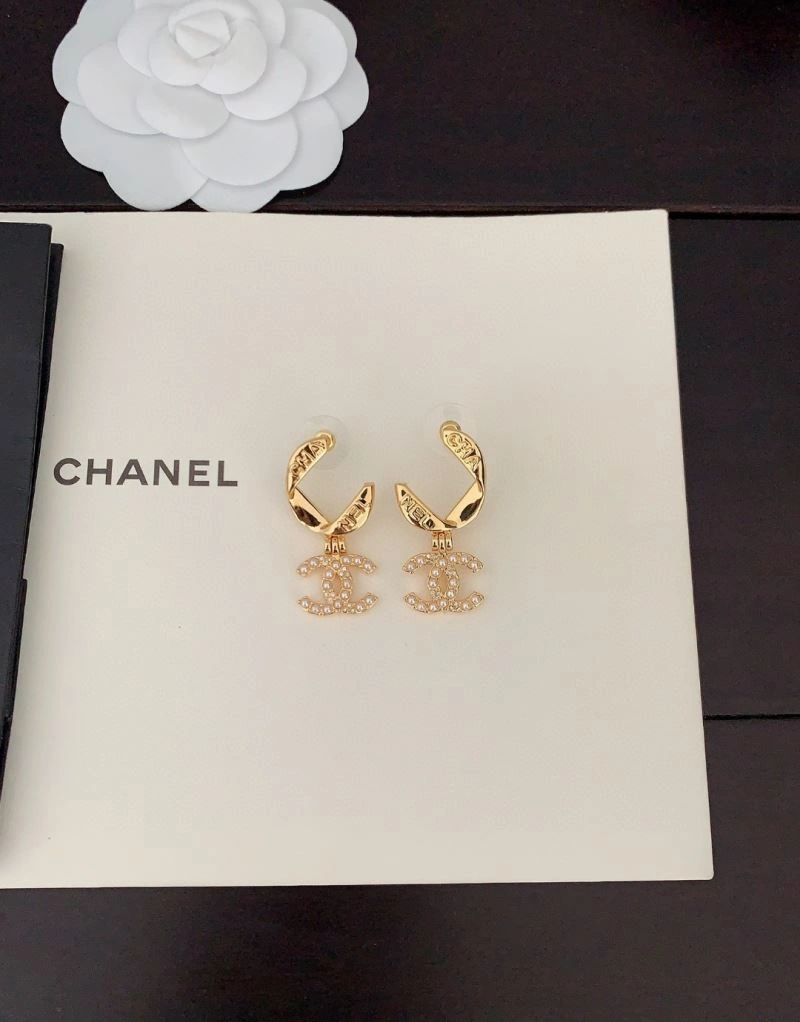 Low-cost Chanel Earrings