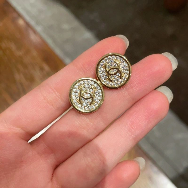 Top mirror Chanel Earrings