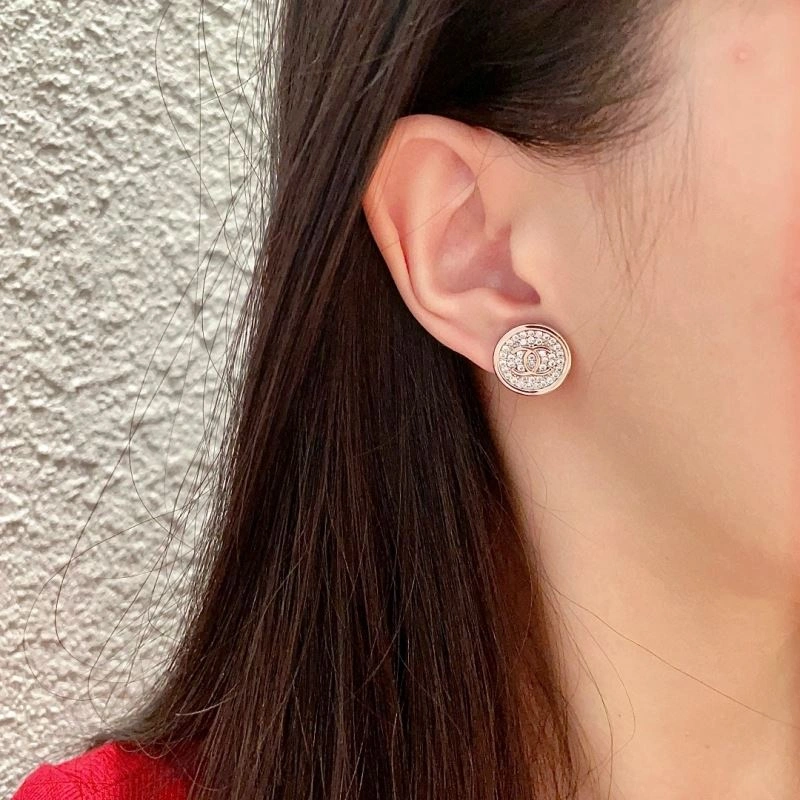 Top mirror Chanel Earrings