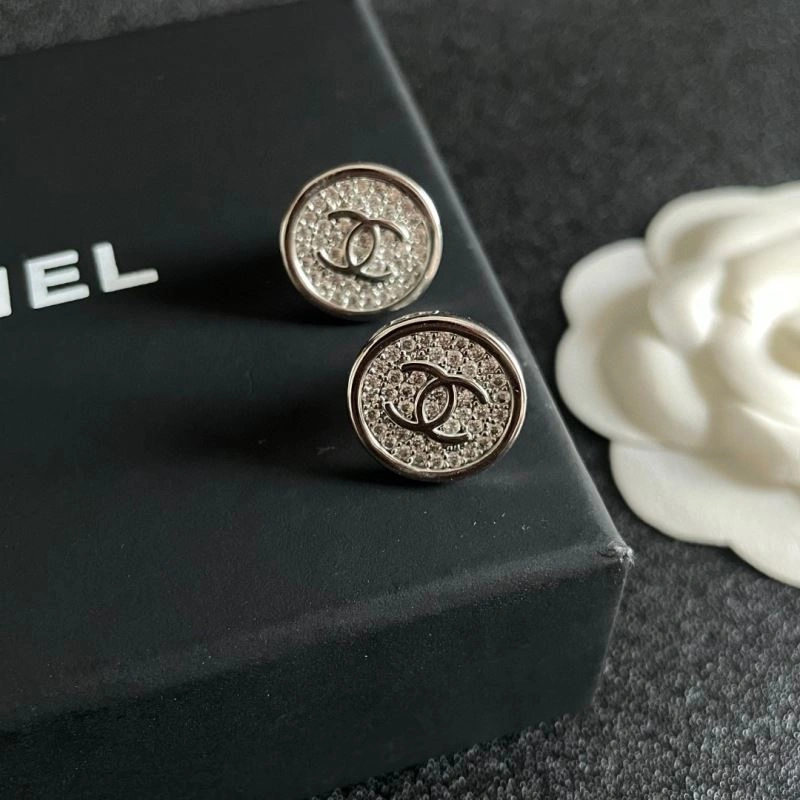 Top mirror Chanel Earrings