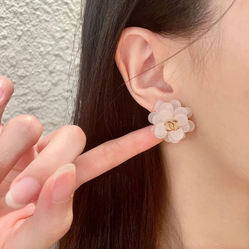 Top match Chanel Earrings