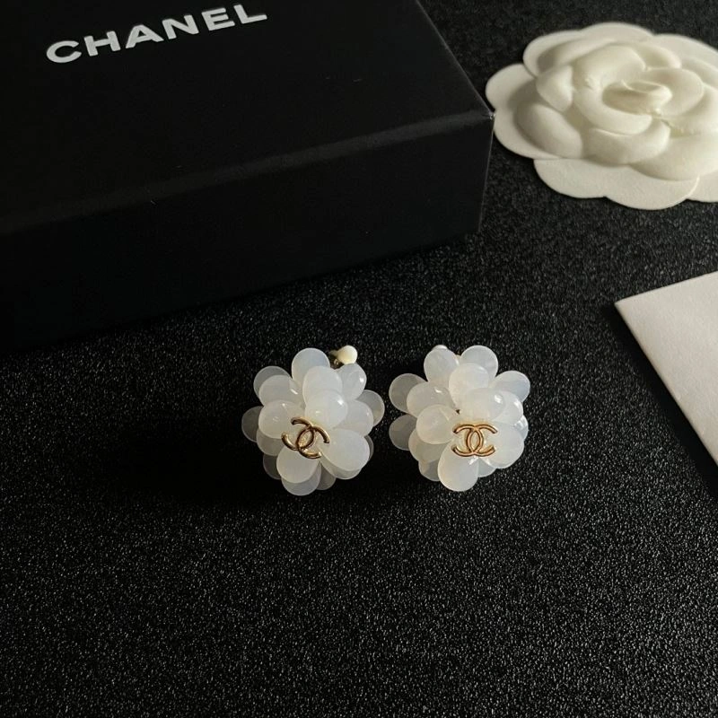 Top match Chanel Earrings