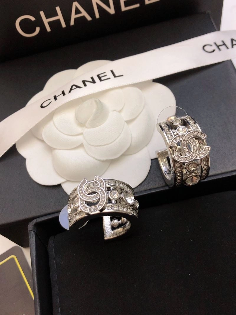 High fidelity Chanel Earrings