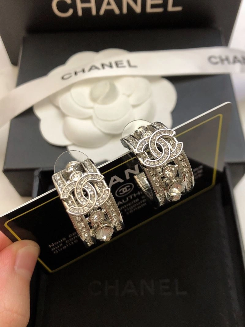 High fidelity Chanel Earrings
