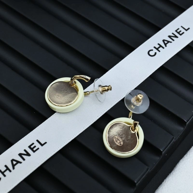 Top match Chanel Earrings