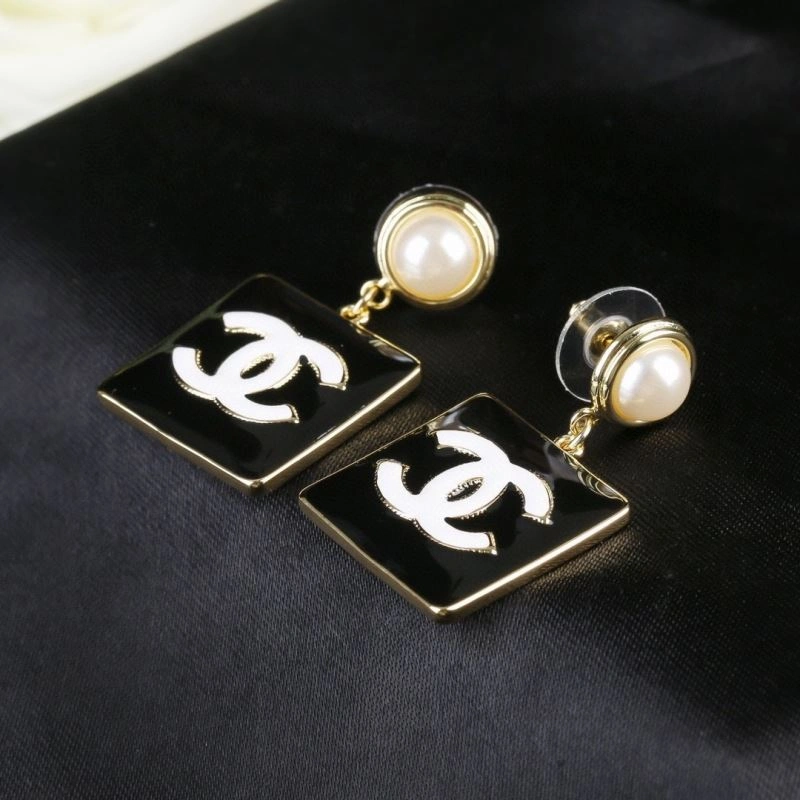 High fidelity Chanel Earrings