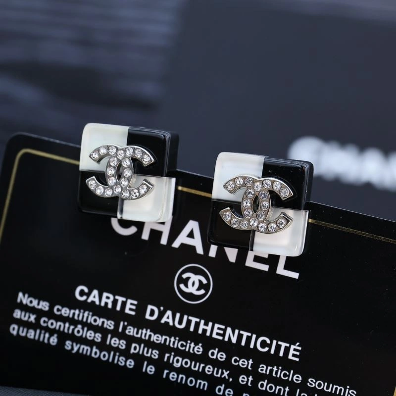 Low-cost Chanel Earrings