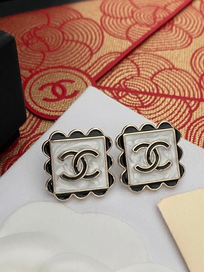 Brand-authenticated Chanel Earrings