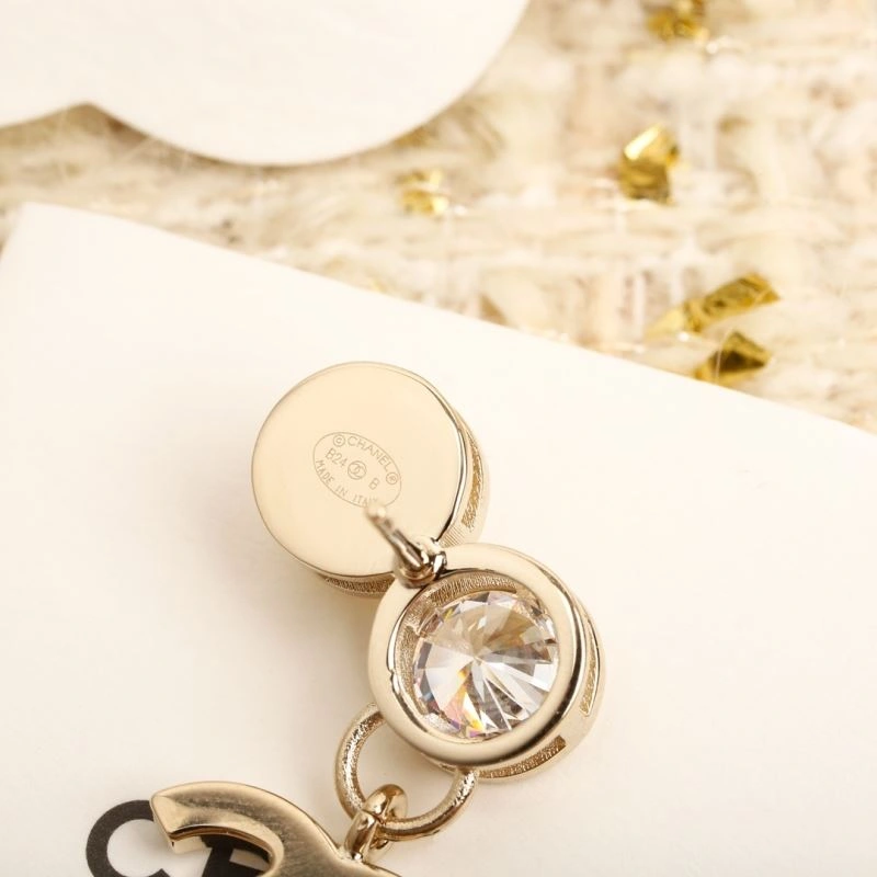 Top mirror Chanel Earrings