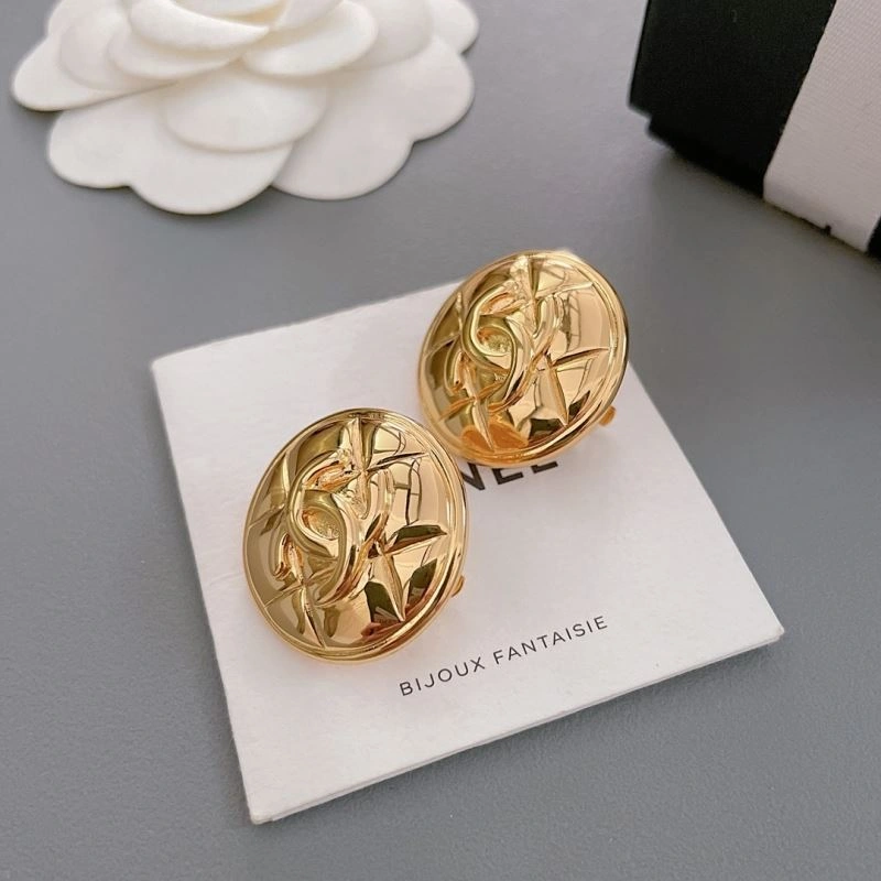 Top mirror Chanel Earrings