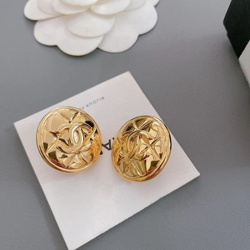 Top mirror Chanel Earrings