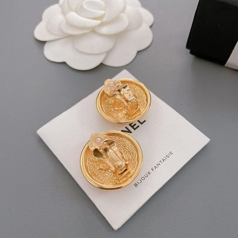 Top mirror Chanel Earrings