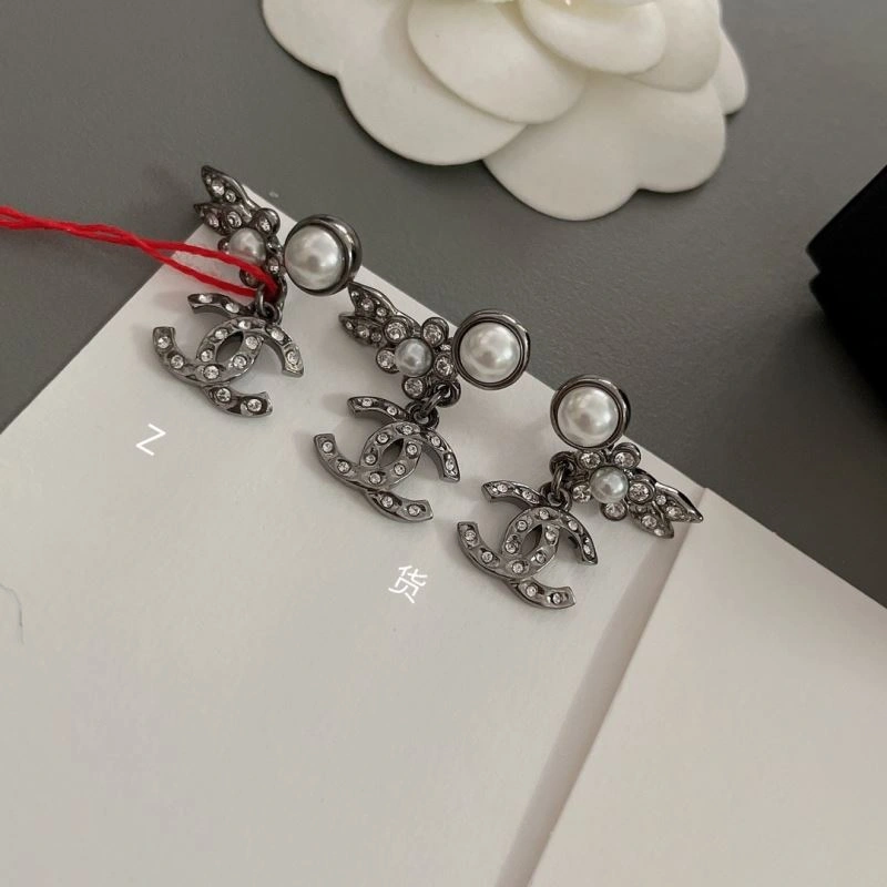 Low-cost Chanel Earrings