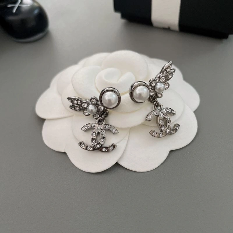 Low-cost Chanel Earrings
