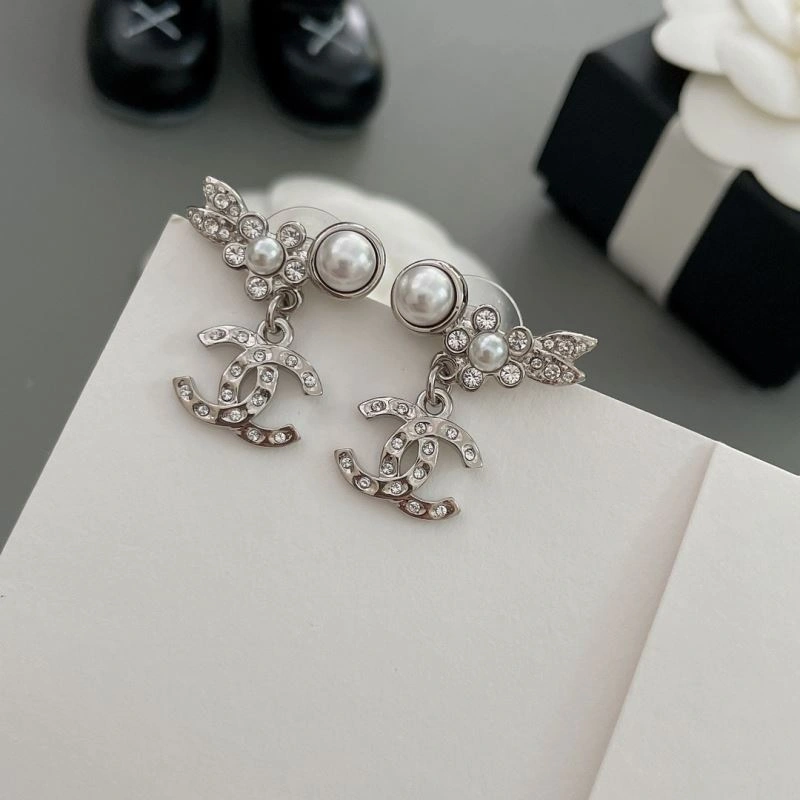 Low-cost Chanel Earrings