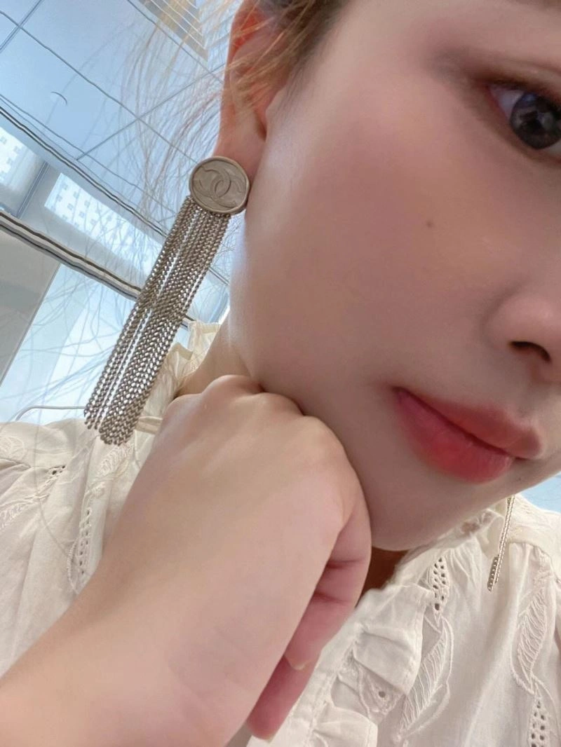 Accurate model Chanel Earrings