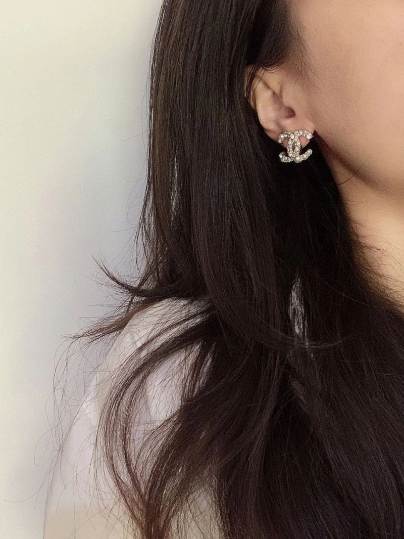 Top mirror Chanel Earrings