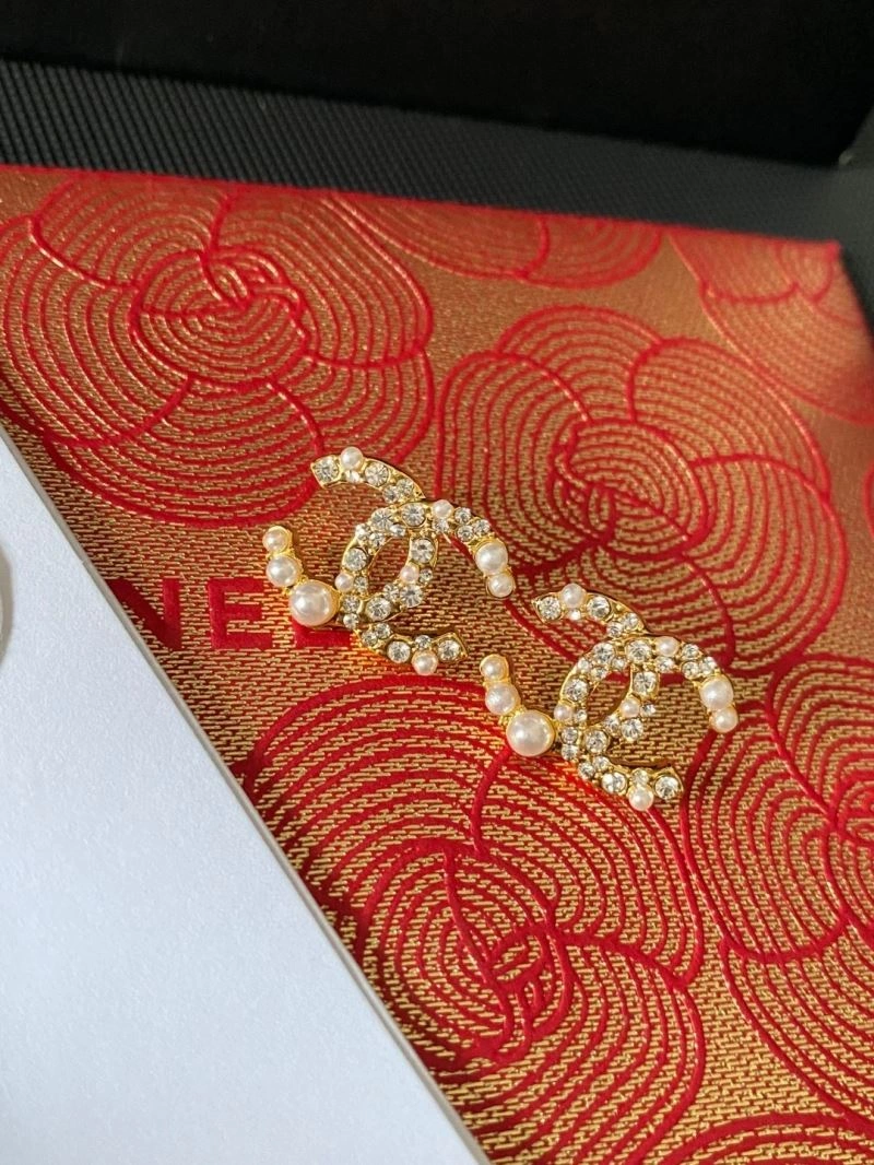 Top mirror Chanel Earrings